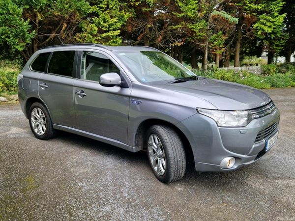 Mitsubishi Outlander for sale in Co. Galway for €5,950 on DoneDeal