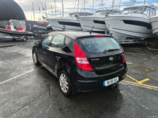 Hyundai i30 1.6 desel for sale in Wicklow for €1,400 on DoneDeal