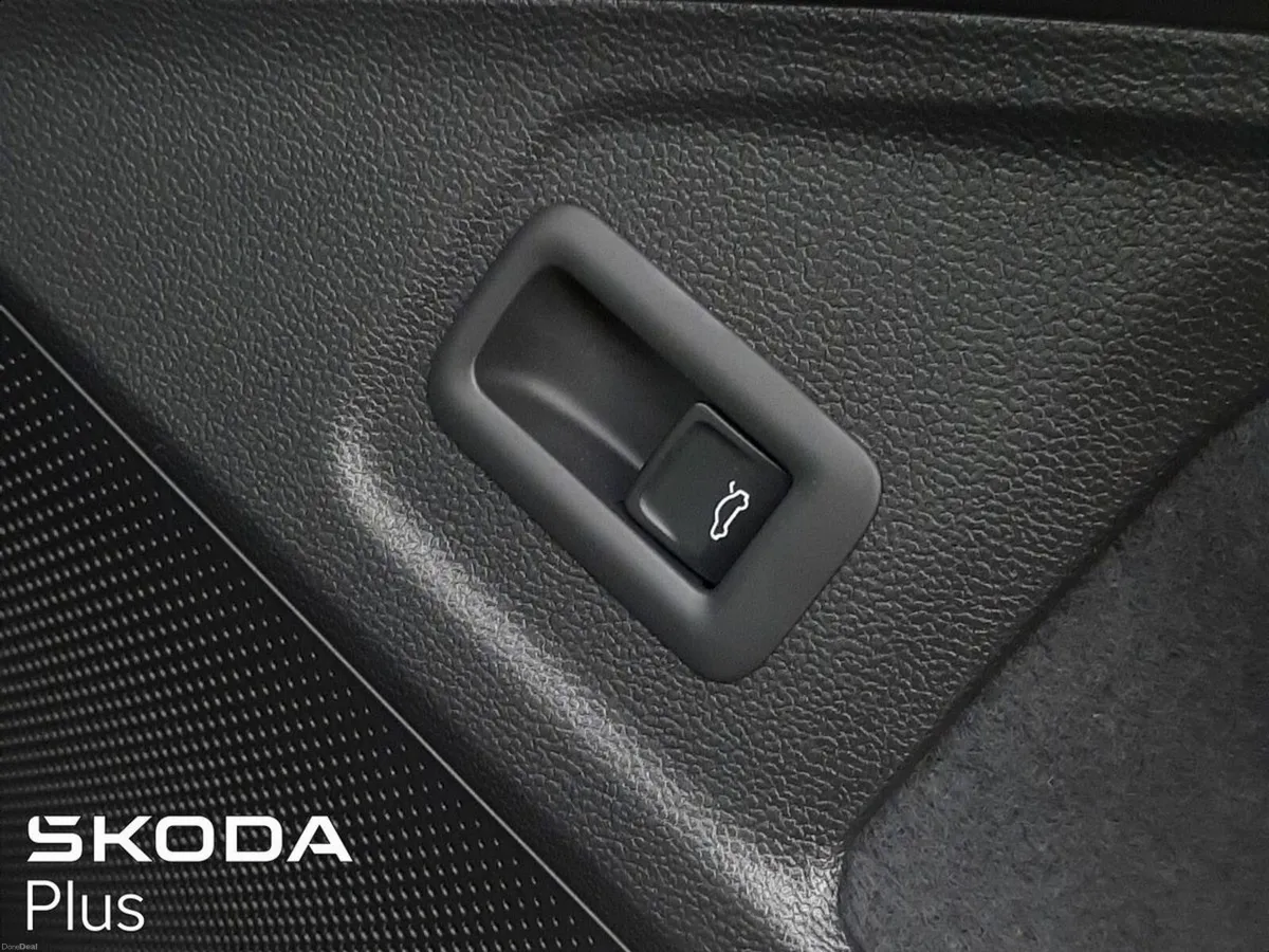 Skoda Superb **EXCLUSIVE ICE TEA COLOUR**MASSAGE S for sale in Co ...