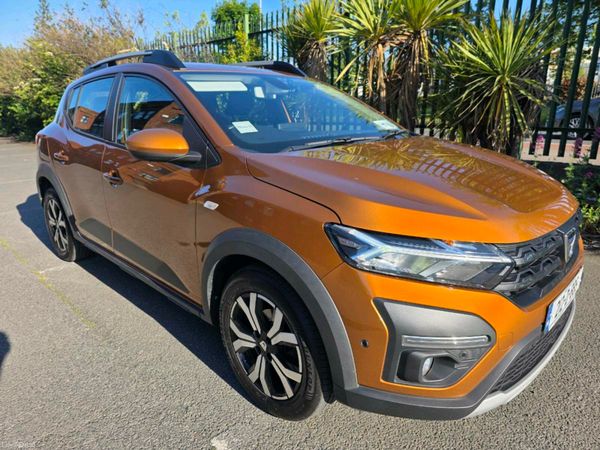 Orange Dacia Sandero Stepway Cars For Sale in Ireland | DoneDeal