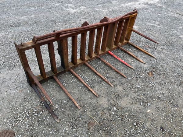 Quick attach Hydrolic suit MF 50B etc for sale in Wexford for €2,500 on ...