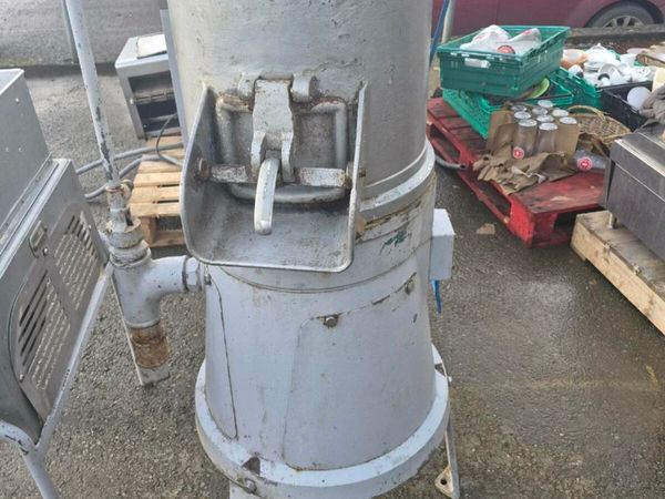 Potato peeler and chipper for sale in Co. Louth for €2,200 on DoneDeal