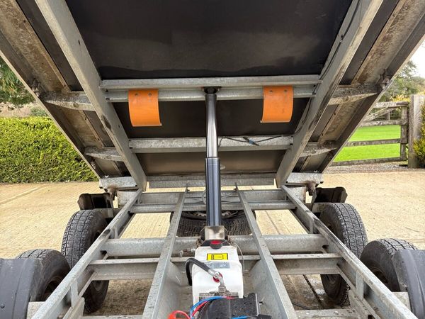 3 way tipper trailer for sale in Co. Wexford for €4,500 on DoneDeal