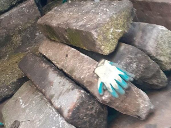 Bangor slates chimney pot ridge roof tile granite for sale in Co. Down ...