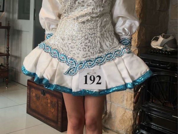 Irish dancing dress for sale in Co. Offaly for €800 on DoneDeal