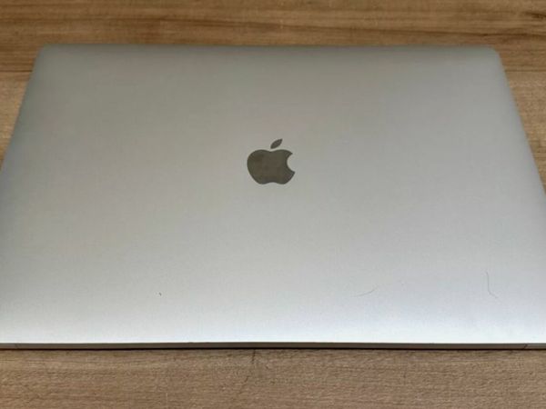 2018 Apple MacBook Pro 15" i7 16GB RAM 256GB SSD for sale in Co. Dublin ...