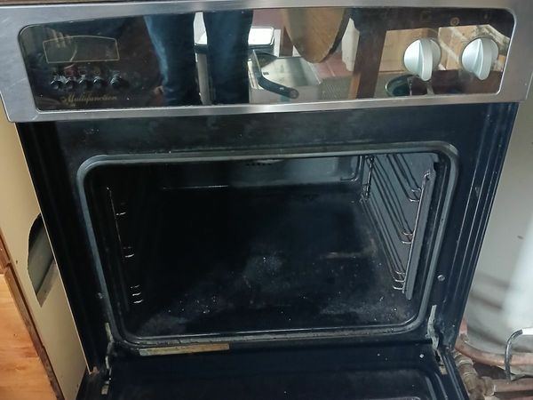 Cooker and gas counter hob. for sale in Co. Cavan for €100 on DoneDeal
