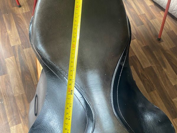 Santa Cruz wode black Leather saddle for sale in Co. Meath for €395 on ...