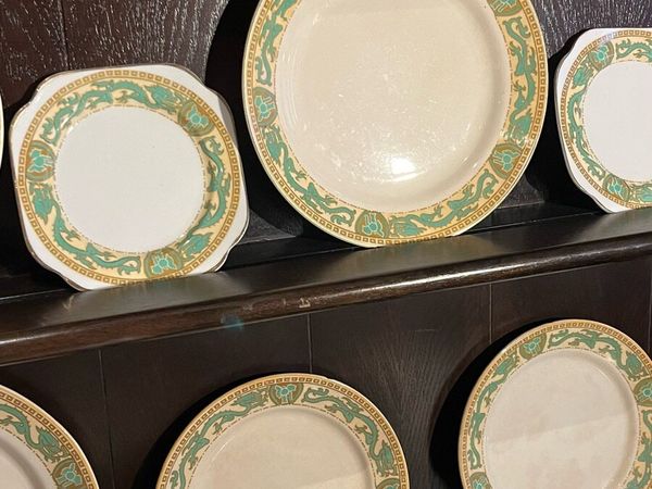 China (Arklow) plates and desert set for sale in Co. Tipperary for €50 ...