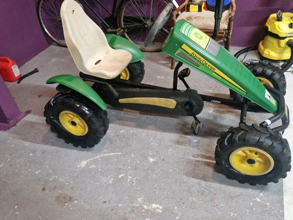 Berg XL trax John Deere for sale in Co. Mayo for €350 on DoneDeal