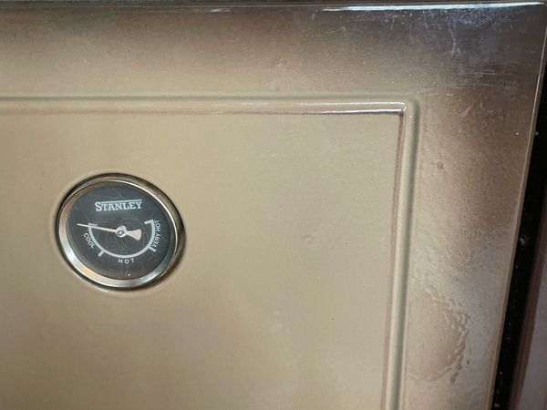 Stanley delux 90 oil fired range for sale in Co. Cavan for €550 on DoneDeal