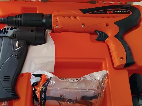 Spit P370 Steel Nail Gun for sale in Co. Clare for €500 on DoneDeal