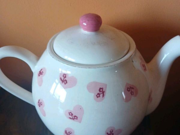 Teapot for sale in Co. Wexford for €20 on DoneDeal
