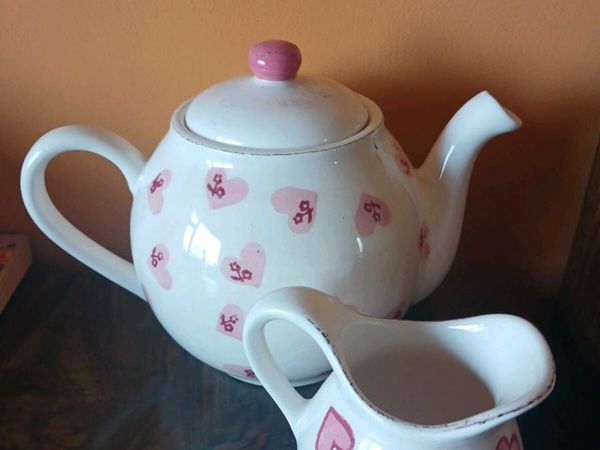 Teapot for sale in Co. Wexford for €20 on DoneDeal