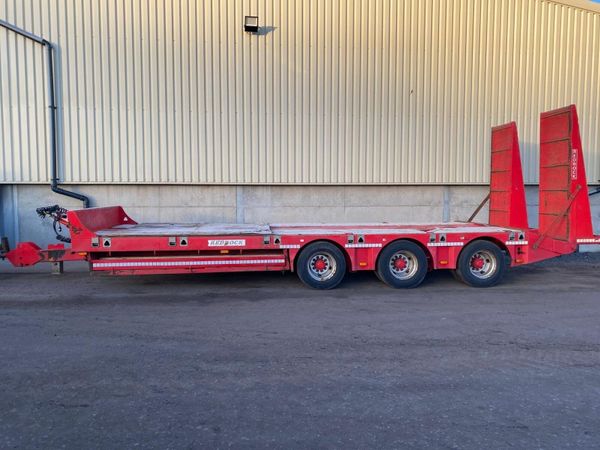 REDROCK 33T LOW LOADER for sale in Co. Tyrone for £18,500 on DoneDeal