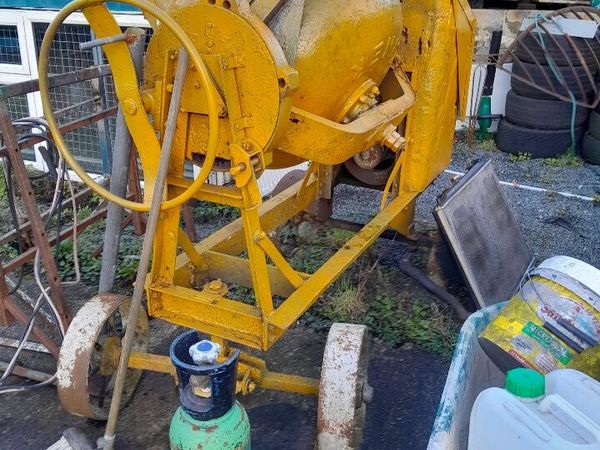 Diesel mixer for sale in Co. Donegal for £650 on DoneDeal