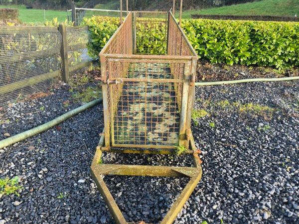 Mobile sheep crush for sale in Co. Westmeath for €500 on DoneDeal