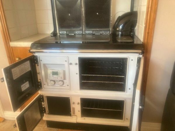 Stanley oil cooker for sale in Co. Meath for €1,500 on DoneDeal