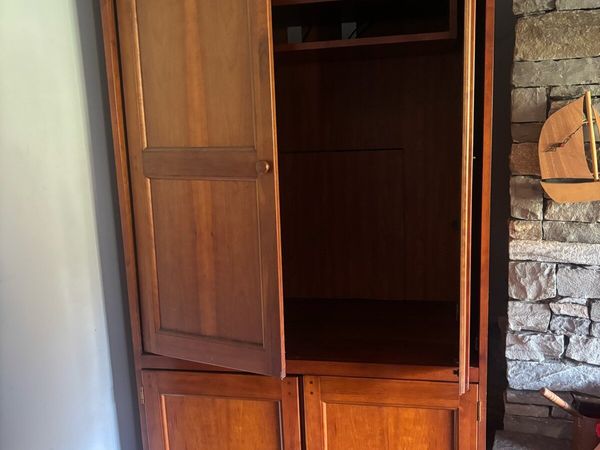 Solid Wooden TV Unit w/ slidable doors for sale in Co. Cork for €200 on ...