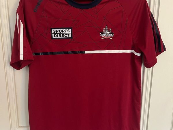GAA training tops for sale in Co. Offaly for €20 on DoneDeal