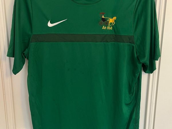 GAA training tops for sale in Co. Offaly for €20 on DoneDeal