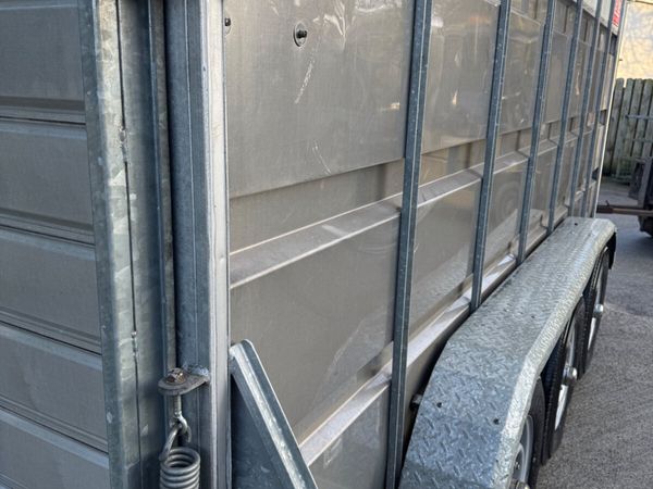Murphy livestock trailer for sale in Galway for €8,000 on DoneDeal