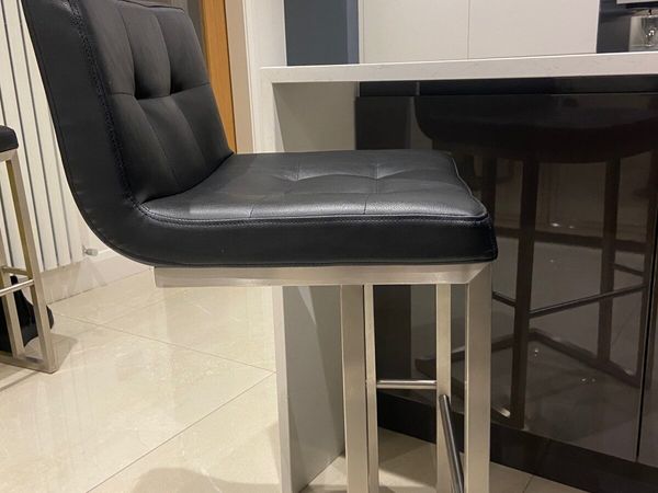 Kitchen / Bar stools for sale in Co. Dublin for €250 on DoneDeal