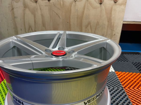 Upgrade veemann centre caps for sale in Co. Sligo for €0 on DoneDeal