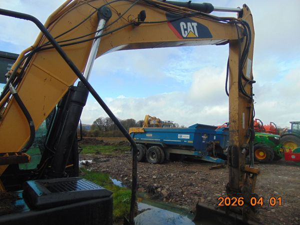 excavator for sale in Fermanagh for £23,000 on DoneDeal