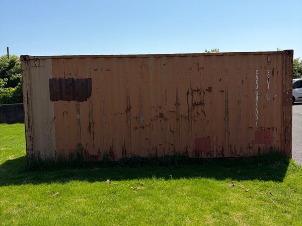 Storage Container 20 foot for sale in Louth for €1,300 on DoneDeal