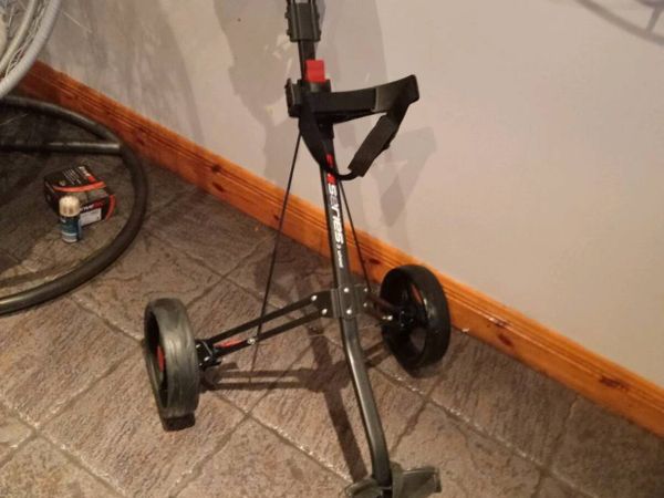 Masters golf 5five series 3 wheel trolley for sale in Galway for €70 on ...
