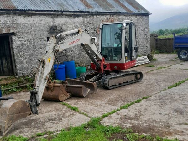 Mini digger and driver hire for sale in Tipperary for €1,234 on DoneDeal