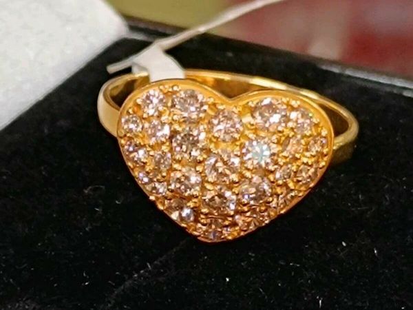 Heart Diamond Cluster Ring , 18k Yellow Gold for sale in Co. Cork for € ...