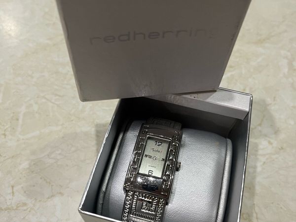 Red Herring watch for sale in Co. Meath for €10 on DoneDeal