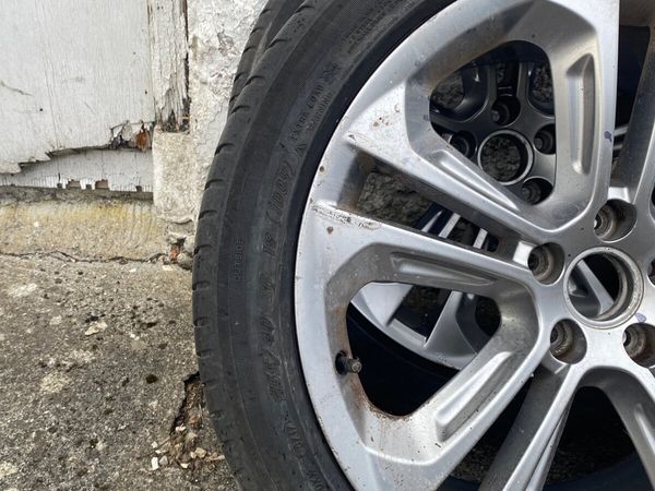 Alloy wheels Audi for sale in Tipperary for €75 on DoneDeal