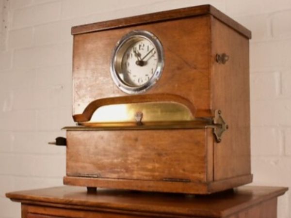 ANTIQUE CLOCK for sale in Cork for €220 on DoneDeal