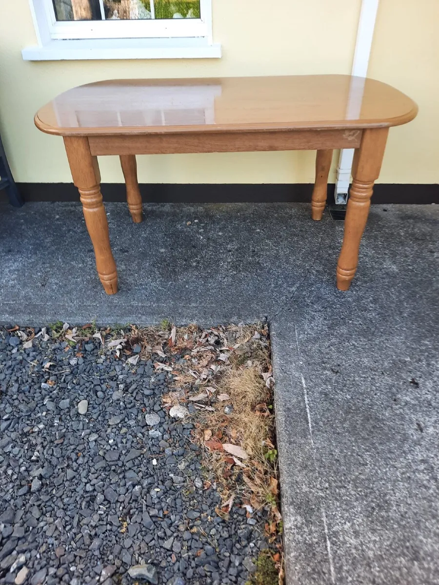 Kitchen table for sale in Co. Kildare for €85 on DoneDeal