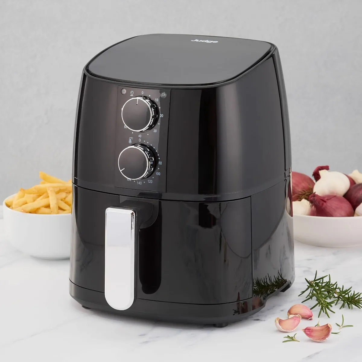 Air Fryer 4L Non-Stick Multicooker with auto shut for sale in Co ...