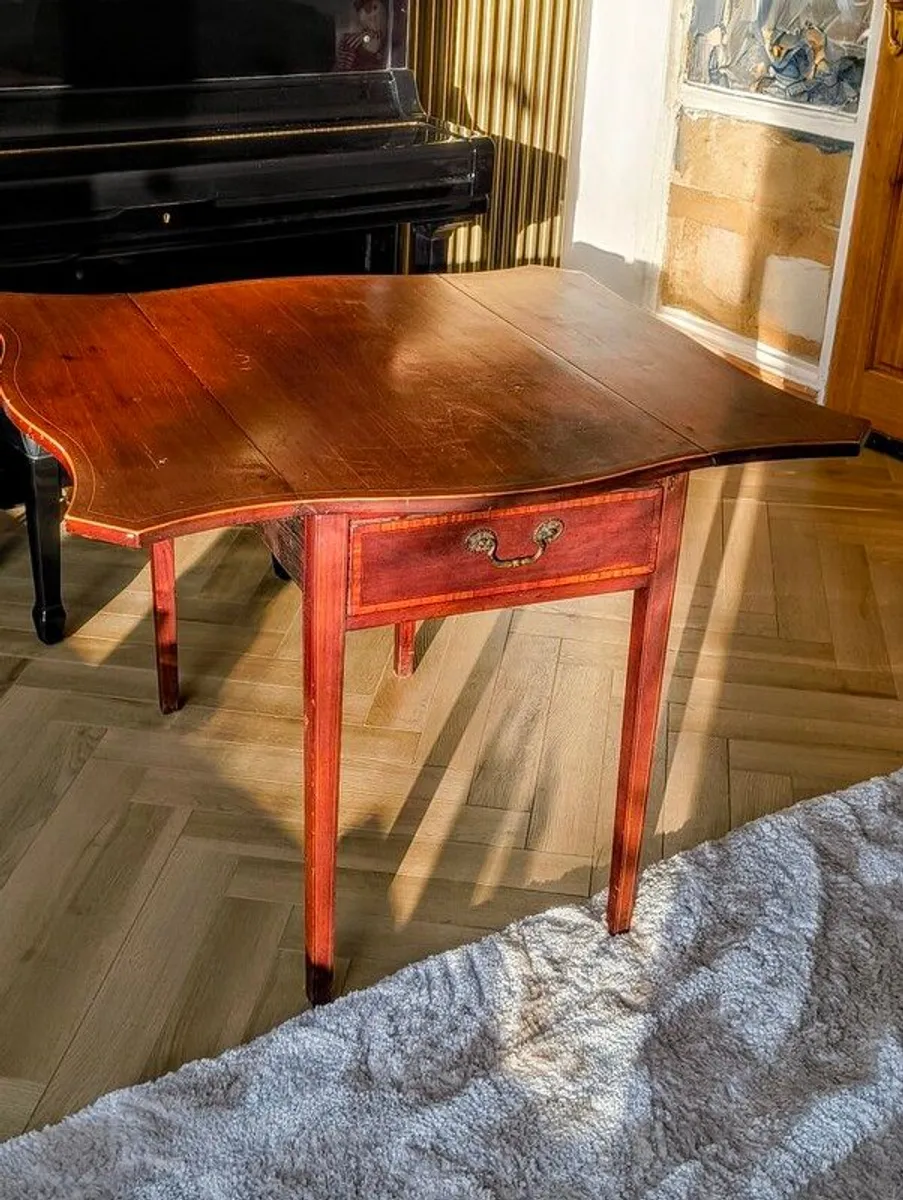 Hekman Traditional Cherry Drop Leaf Pembroke End T for sale in Co ...