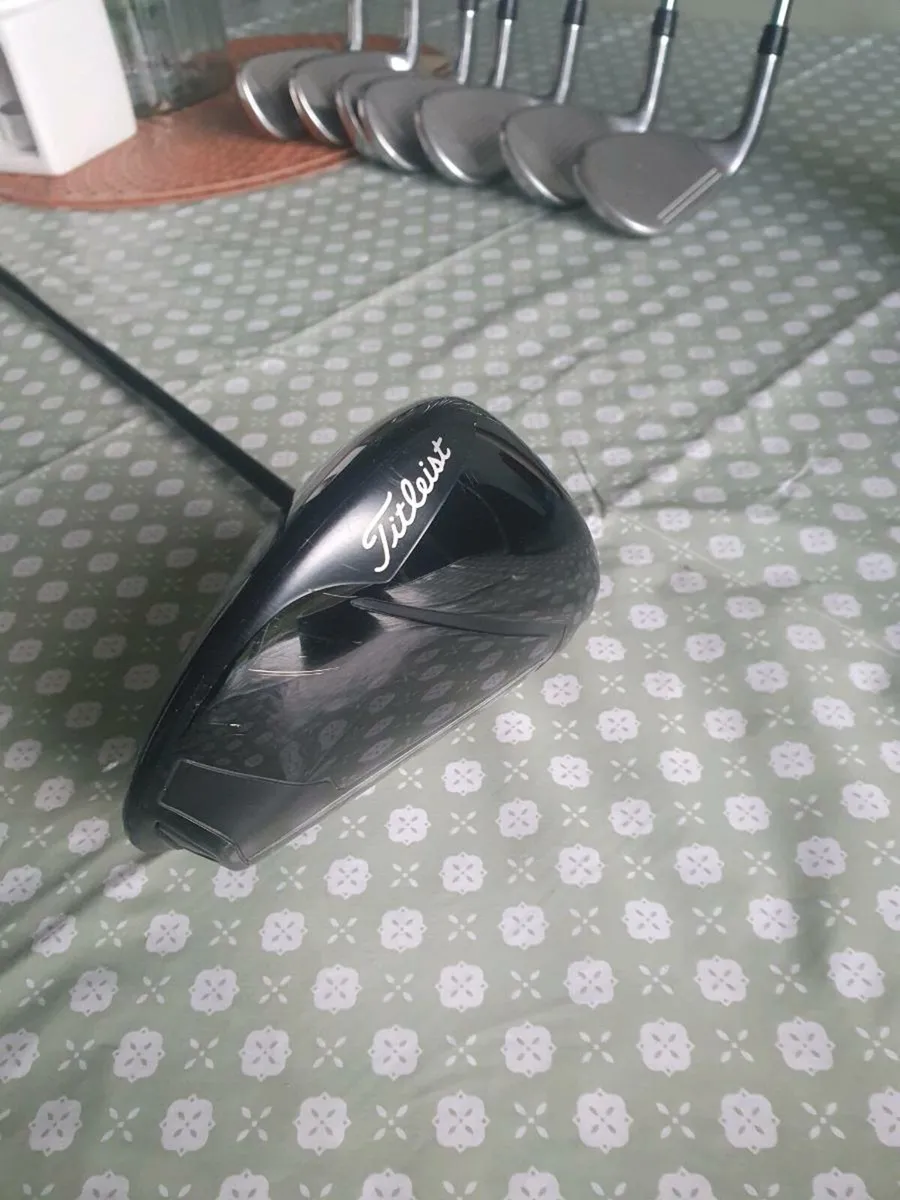 TITLEIST TSR2 DRIVER for sale in Co. Clare for €240 on DoneDeal