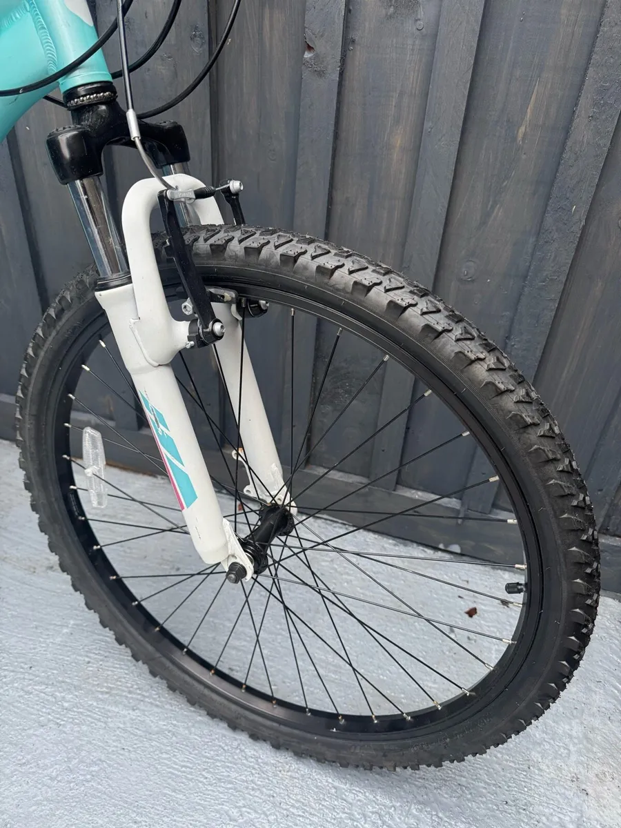 Ladies Ex Display mountain bike for sale in Co. Donegal for €299 on DoneDeal