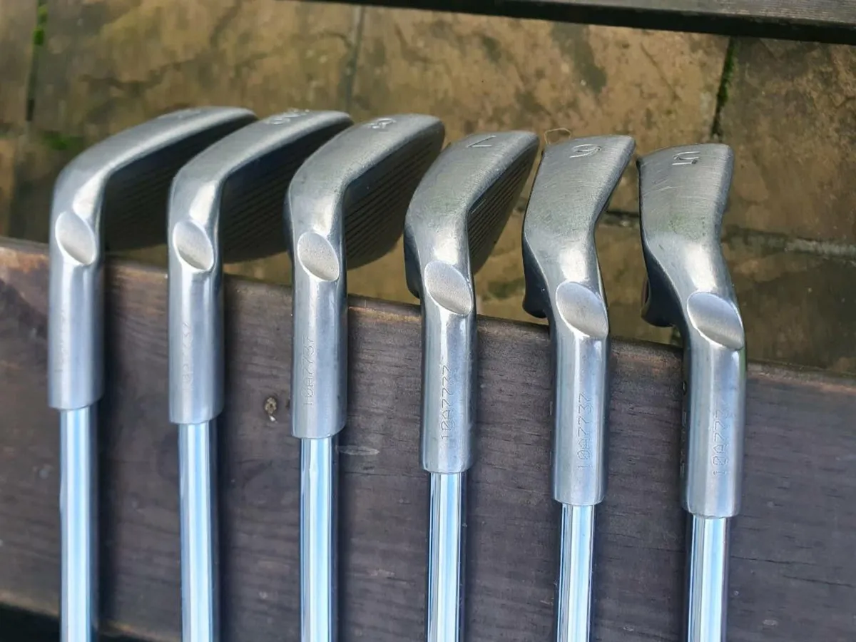 Mint ping g25 irons for sale in Co. Limerick for €250 on DoneDeal