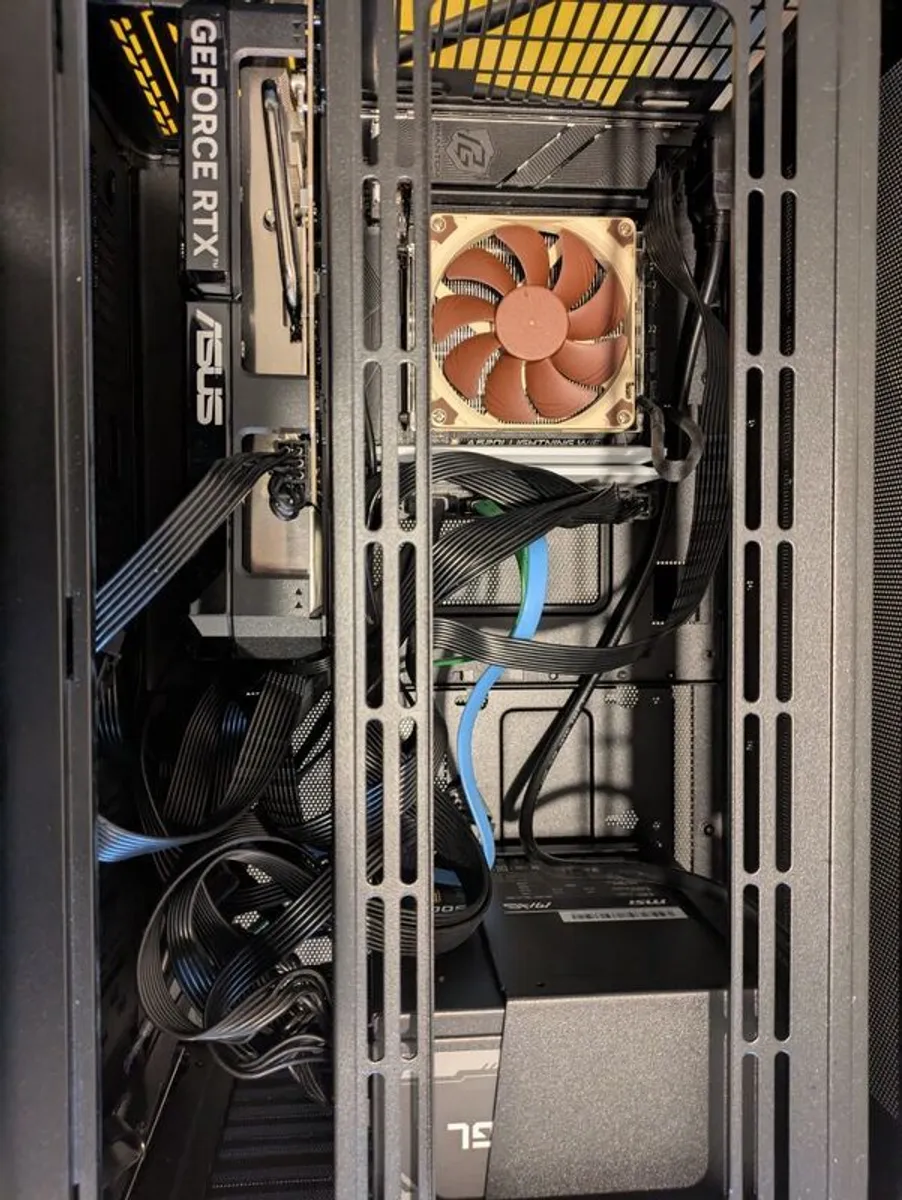 Boutique SFF Gaming PC | RTX 5060 Ti 16GB | Ryzen 5 7600 | 32GB DDR5 ...