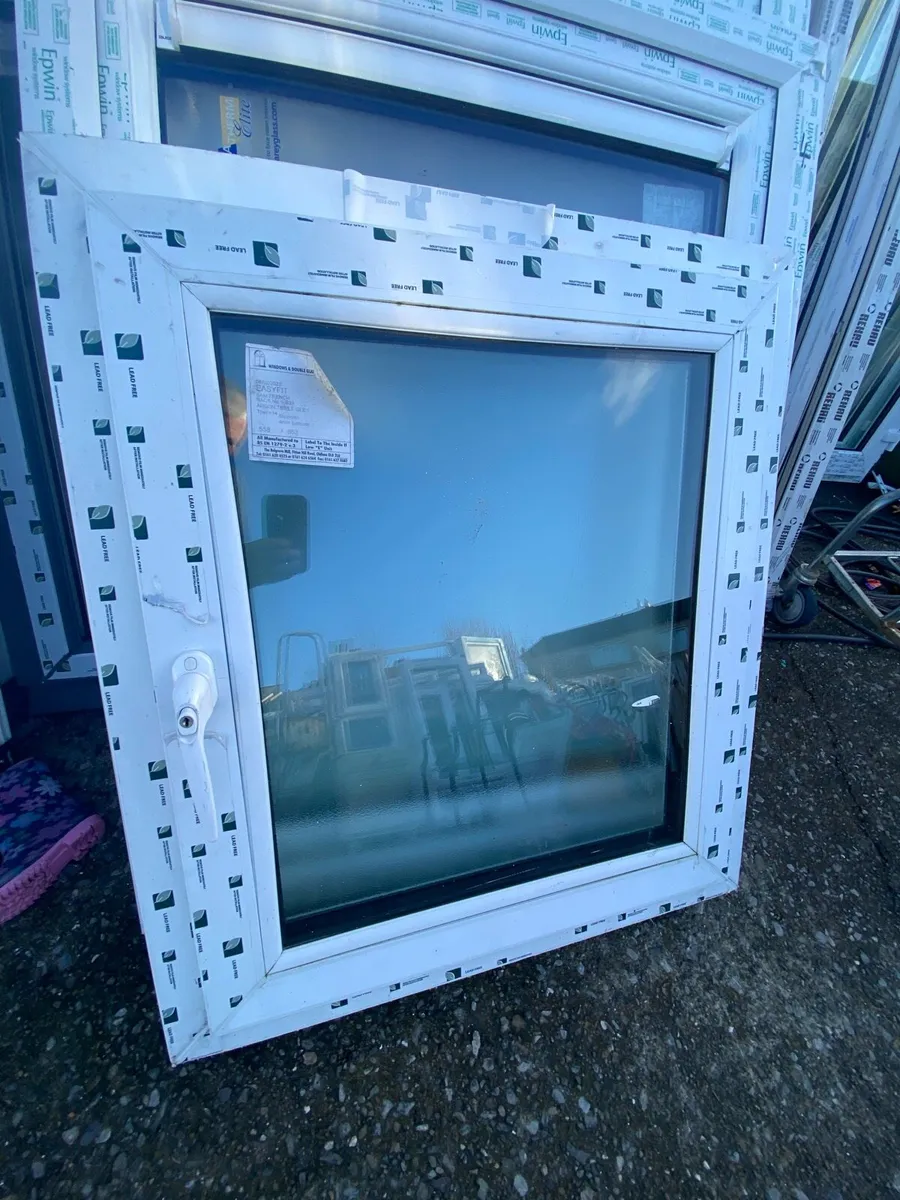 PVC window for sale in Co. Dublin for €1 on DoneDeal