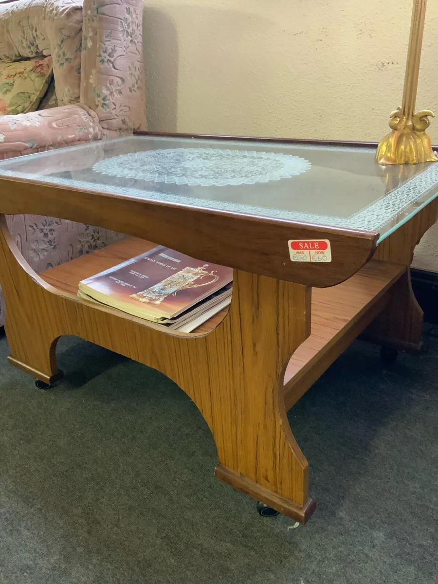 Glass table for sale in Co. Westmeath for €60 on DoneDeal