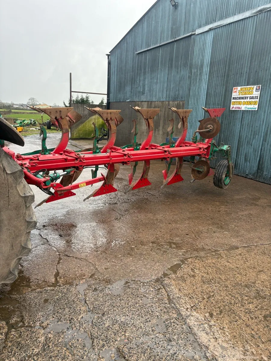 Kverneland plough for sale in Co. Armagh for £1 on DoneDeal