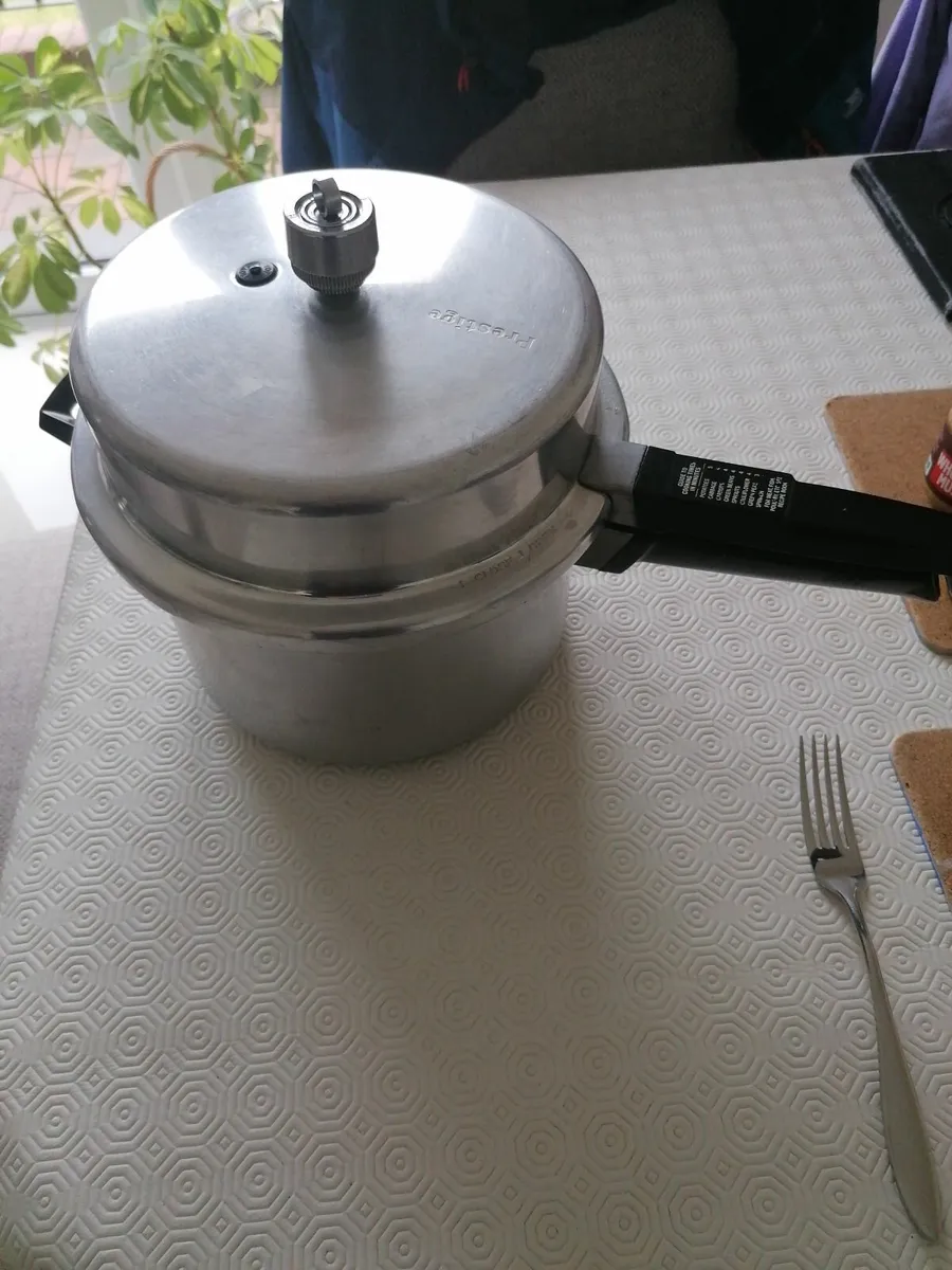 Pressure cooker for sale in Co. Down for £15 on DoneDeal