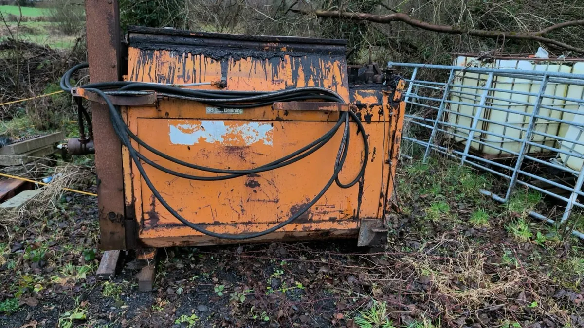 Mastic Asphalt Mixer for sale in Co. Mayo for €2,500 on DoneDeal