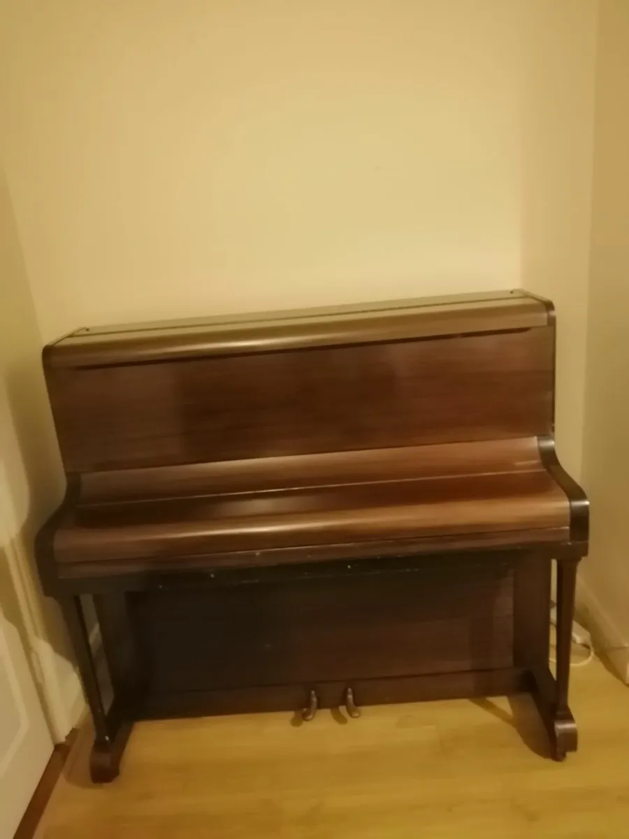 Piano for sale in Co. Dublin for €1 on DoneDeal