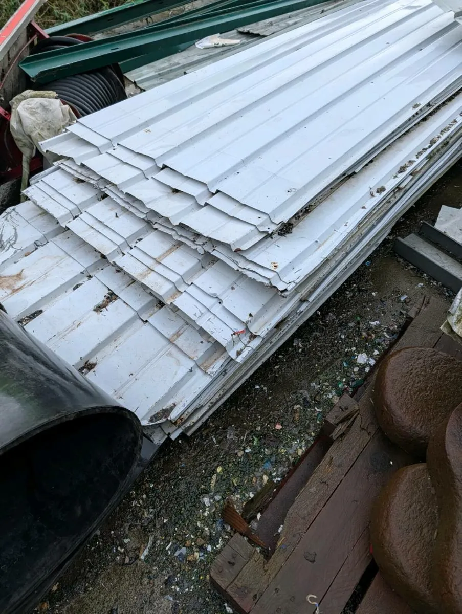 Box cladding for sale in Co. Wicklow for €20 on DoneDeal
